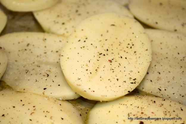 Orada al forn amb patates | Celler-Adocse