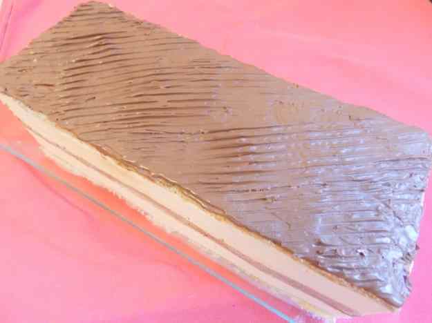 Pastís de Sant Jaume: Semi-gelat de tiramisú i mousse de cafè | Celler ...