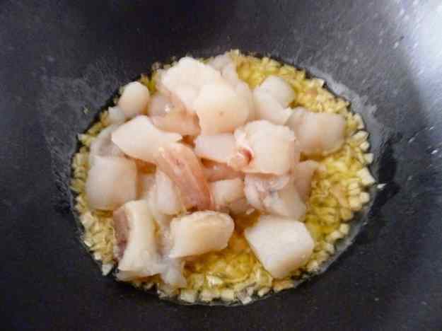 Creps farcides de rap i llagostins | Celler-Adocse